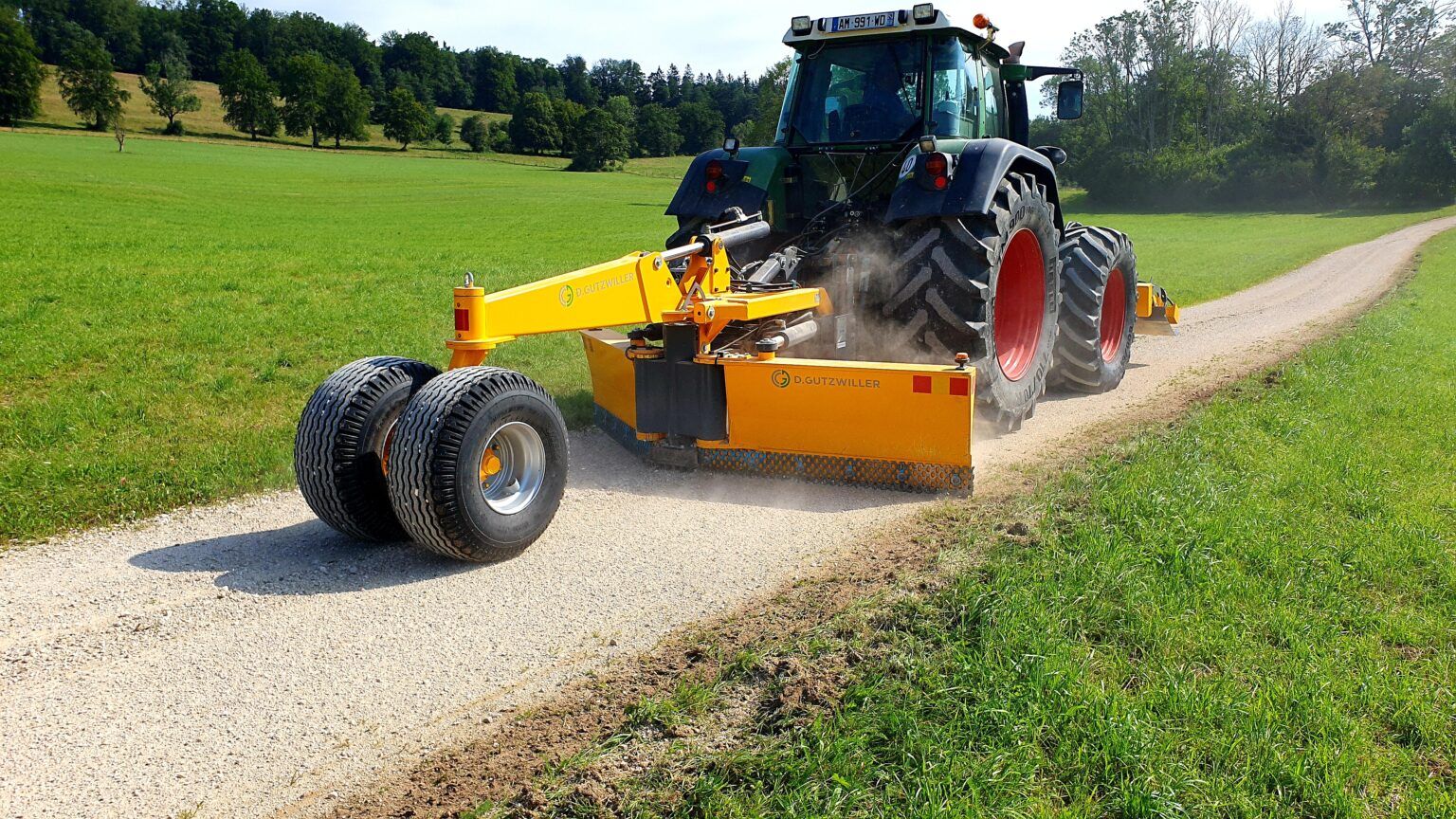 LNG 360 Grader blade - Gutzwiller - Matériels forestiers et BTP en Alsace